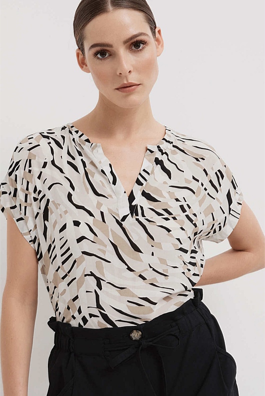 Ripple Print Woven Splice Split Neck Top - Women's Natural Fibres ...