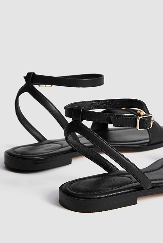 Black Ryley Leather Sandal - Women's Sandals | Witchery