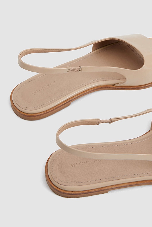 Rich Cream Sutton Leather Sandal - Women's Sandals | Witchery