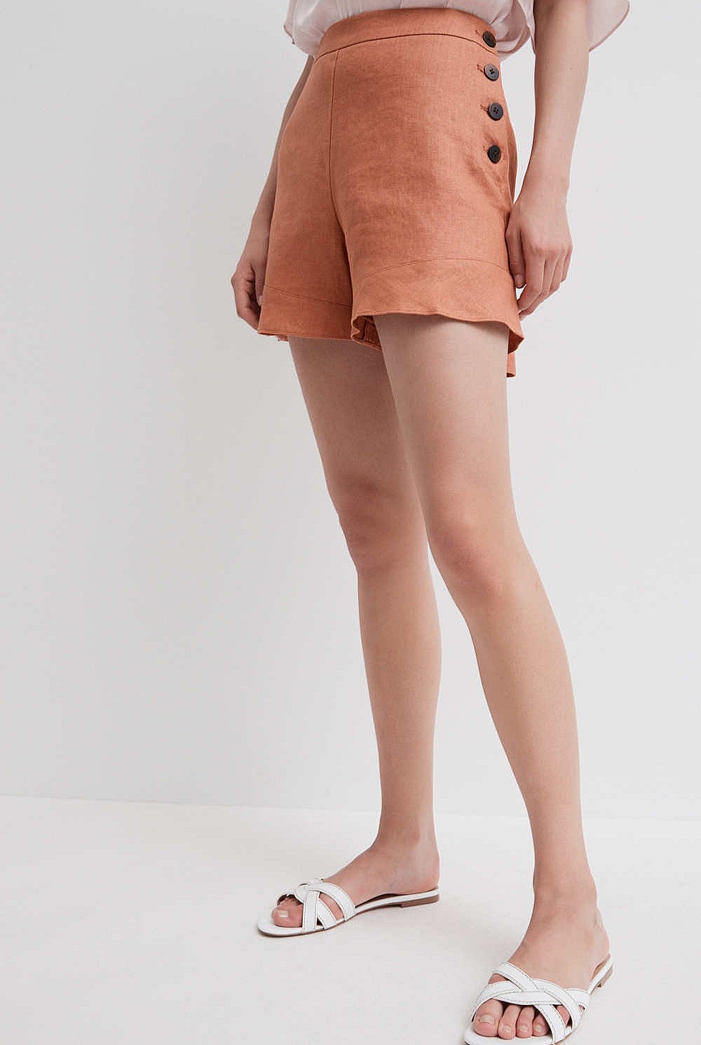 Faded Amber Side Button Short - Women's Natural Fibres | Witchery